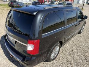 Melns Chrysler town-&-country 2015 Viļņa, ar dzinēja tilpumu 3.60 L un nobraukumu 216 tūkst. km par 7500 €, foto 54 vietnē AUTOMOTO.COM.LV