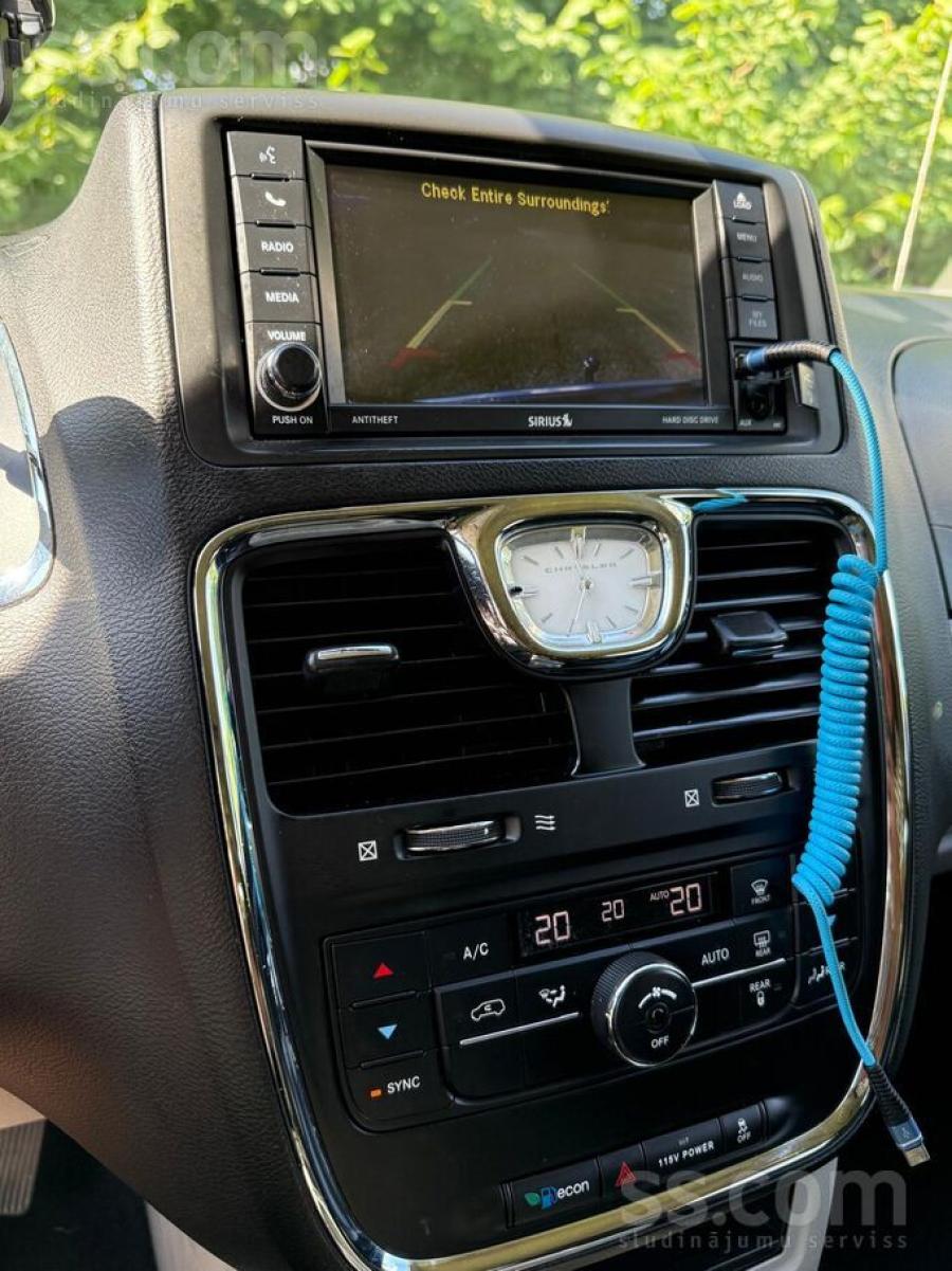 Melns Chrysler town-&-country 2016 Rīga, ar dzinēja tilpumu 3.60 L un nobraukumu 201 tūkst. km par 14300 €, foto 12 vietnē AUTOMOTO.COM.LV