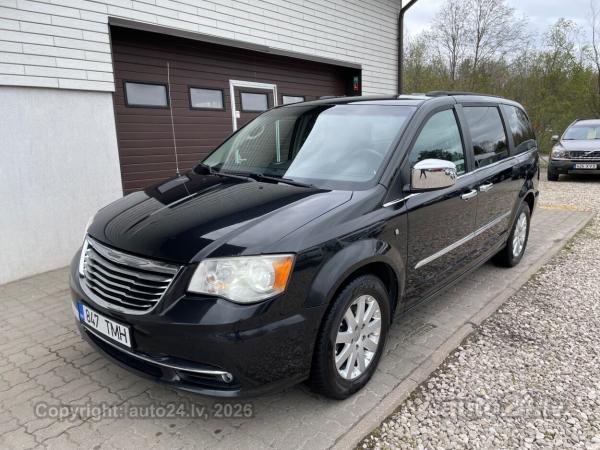 Black Chrysler town-&-country 2013 in Voru, with an engine capacity of 3.60 L and mileage of 257 thousand km for 5500 €, photo 1 on AUTOMOTO.COM.LV