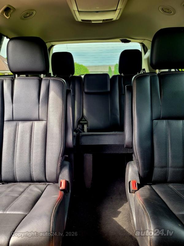 Melns Chrysler town-&-country 2014 Tartu, ar dzinēja tilpumu 3.60 L un nobraukumu 235 tūkst. km par 7500 €, foto 9 vietnē AUTOMOTO.COM.LV