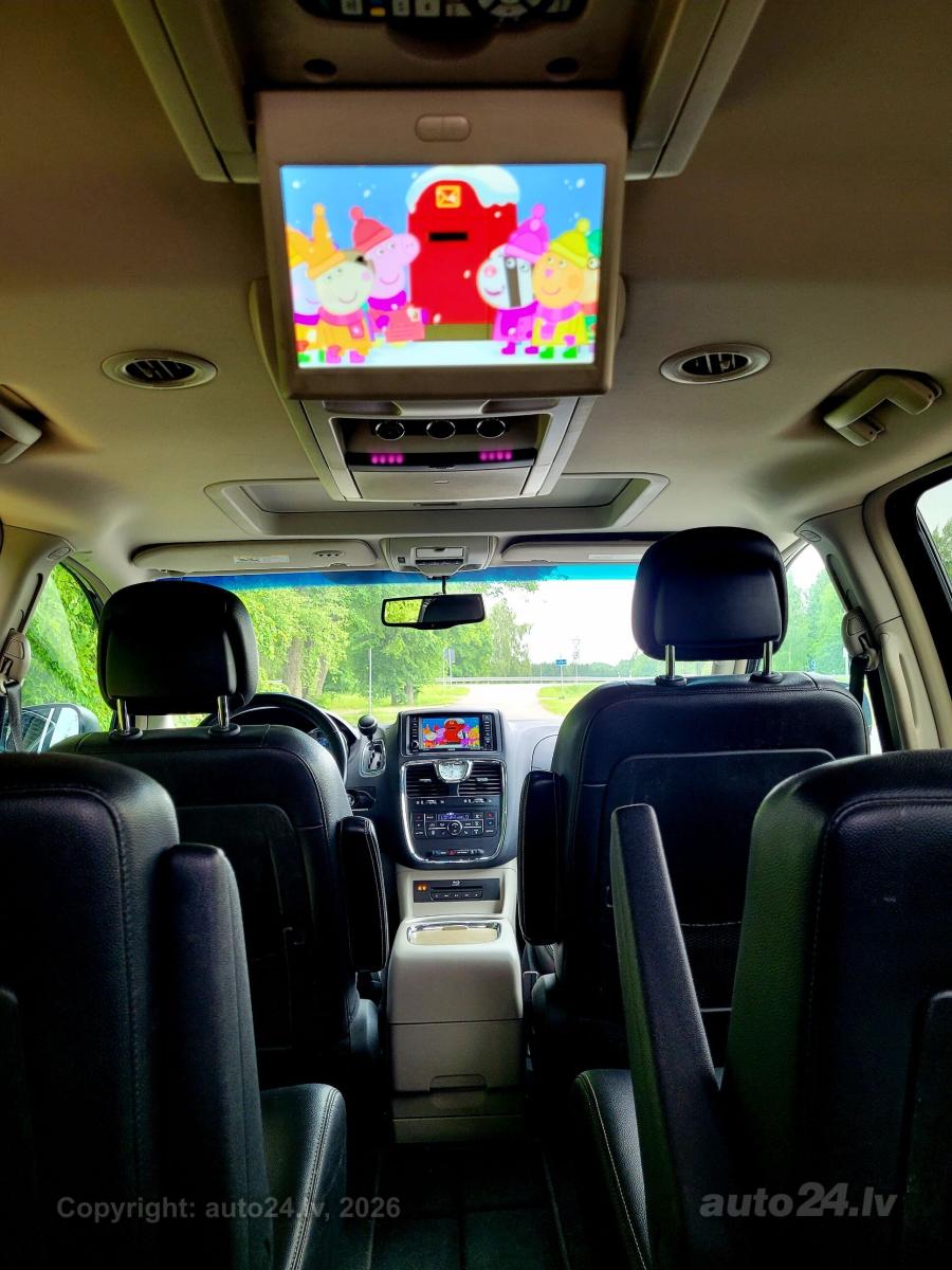 Melns Chrysler town-&-country 2014 Tartu, ar dzinēja tilpumu 3.60 L un nobraukumu 235 tūkst. km par 7500 €, foto 15 vietnē AUTOMOTO.COM.LV