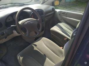 Zils Chrysler town-&-country 2007 Anykščiai, ar dzinēja tilpumu 3.30 L un nobraukumu 227 tūkst. km par 2100 €, foto 10 vietnē AUTOMOTO.COM.LV