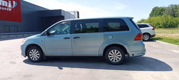 Zils Chrysler town-&-country 2009 Kretinga, ar dzinēja tilpumu 3.80 L un nobraukumu 263 tūkst. km par 2500 €, foto 3 vietnē AUTOMOTO.COM.LV