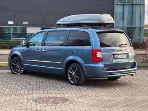 Zils Chrysler town-&-country 2011 Rīga, ar dzinēja tilpumu 3.60 L un nobraukumu 215 tūkst. km par 6995 €, foto 15 vietnē AUTOMOTO.COM.LV
