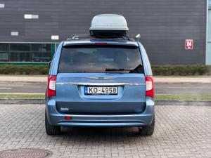 Zils Chrysler town-&-country 2011 Rīga, ar dzinēja tilpumu 3.60 L un nobraukumu 215 tūkst. km par 6995 €, foto 17 vietnē AUTOMOTO.COM.LV