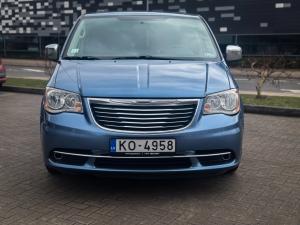 Zils Chrysler town-&-country 2011 Rīga, ar dzinēja tilpumu 3.60 L un nobraukumu 215 tūkst. km par 6995 €, foto 19 vietnē AUTOMOTO.COM.LV