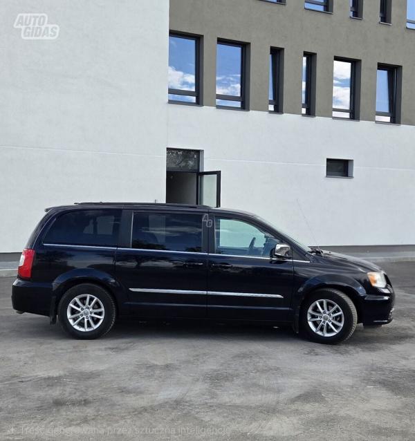 Zils Chrysler town-&-country 2011 Mažeikiai, ar dzinēja tilpumu 3.60 L un nobraukumu 297 tūkst. km par 6300 €, foto 3 vietnē AUTOMOTO.COM.LV