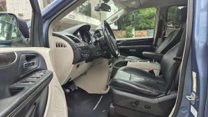 Zils Chrysler town-&-country 2012 Klaipėda, ar dzinēja tilpumu 3.60 L un nobraukumu 267 tūkst. km par 5900 €, foto 22 vietnē AUTOMOTO.COM.LV
