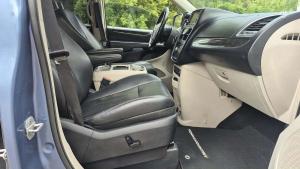 Zils Chrysler town-&-country 2012 Klaipėda, ar dzinēja tilpumu 3.60 L un nobraukumu 267 tūkst. km par 5900 €, foto 24 vietnē AUTOMOTO.COM.LV