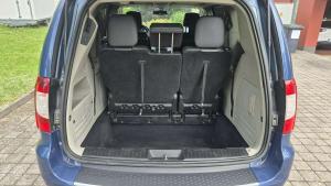 Zils Chrysler town-&-country 2012 Klaipėda, ar dzinēja tilpumu 3.60 L un nobraukumu 267 tūkst. km par 5900 €, foto 31 vietnē AUTOMOTO.COM.LV