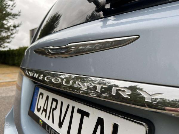 Zils Chrysler town-&-country 2013 Viļņa, ar dzinēja tilpumu 3.60 L un nobraukumu 216 tūkst. km par 4999 €, foto 8 vietnē AUTOMOTO.COM.LV