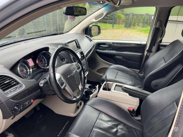 Zils Chrysler town-&-country 2013 Viļņa, ar dzinēja tilpumu 3.60 L un nobraukumu 216 tūkst. km par 4999 €, foto 10 vietnē AUTOMOTO.COM.LV