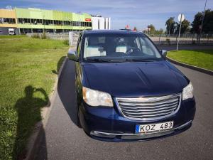 Zils Chrysler town-&-country 2014 Viļņa, ar dzinēja tilpumu 3.60 L un nobraukumu 21 tūkst. km par 6900 €, foto 3 vietnē AUTOMOTO.COM.LV