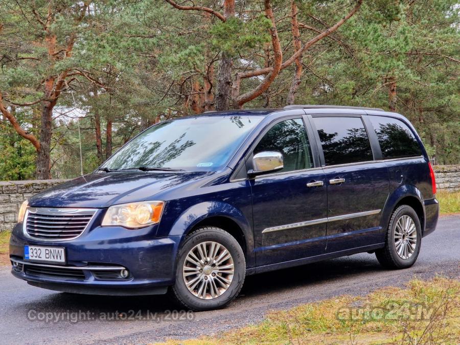 Zils Chrysler town-&-country 2013 Tallina, ar dzinēja tilpumu 3.60 L un nobraukumu 216 tūkst. km par 3999 €, foto 3 vietnē AUTOMOTO.COM.LV