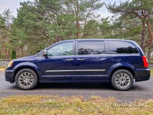 Zils Chrysler town-&-country 2013 Tallina, ar dzinēja tilpumu 3.60 L un nobraukumu 216 tūkst. km par 3999 €, foto 4 vietnē AUTOMOTO.COM.LV