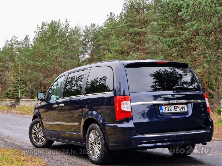 Zils Chrysler town-&-country 2013 Tallina, ar dzinēja tilpumu 3.60 L un nobraukumu 216 tūkst. km par 3999 €, foto 7 vietnē AUTOMOTO.COM.LV