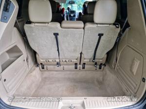 Zils Chrysler town-&-country 2013 Tallina, ar dzinēja tilpumu 3.60 L un nobraukumu 216 tūkst. km par 3999 €, foto 8 vietnē AUTOMOTO.COM.LV
