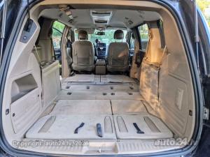 Zils Chrysler town-&-country 2013 Tallina, ar dzinēja tilpumu 3.60 L un nobraukumu 216 tūkst. km par 3999 €, foto 11 vietnē AUTOMOTO.COM.LV