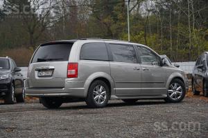 Brūns Chrysler town-&-country 2009 Rīga, ar dzinēja tilpumu 4.00 L un nobraukumu 131 tūkst. km par 3590 €, foto 4 vietnē AUTOMOTO.COM.LV