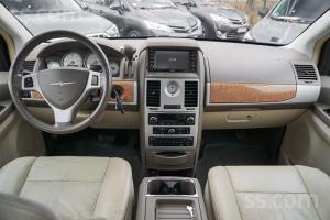 Brūns Chrysler town-&-country 2009 Rīga, ar dzinēja tilpumu 4.00 L un nobraukumu 131 tūkst. km par 3590 €, foto 10 vietnē AUTOMOTO.COM.LV