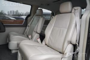 Brūns Chrysler town-&-country 2009 Rīga, ar dzinēja tilpumu 4.00 L un nobraukumu 131 tūkst. km par 3590 €, foto 21 vietnē AUTOMOTO.COM.LV