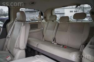 Brūns Chrysler town-&-country 2009 Rīga, ar dzinēja tilpumu 4.00 L un nobraukumu 131 tūkst. km par 3590 €, foto 22 vietnē AUTOMOTO.COM.LV