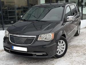 Brown Chrysler town-&-country 2012 in Klaipeda, with an engine capacity of 3.61 L and mileage of 225 thousand km for 7990 €, photo 6 on AUTOMOTO.COM.LV