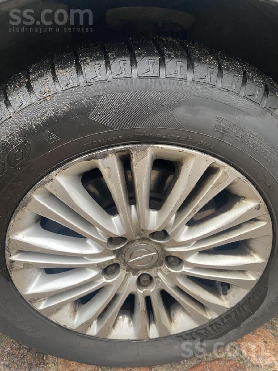 Brūns Chrysler town-&-country 2012 Rīga, ar dzinēja tilpumu 3.60 L un nobraukumu 318 tūkst. km par 5520 €, foto 7 vietnē AUTOMOTO.COM.LV