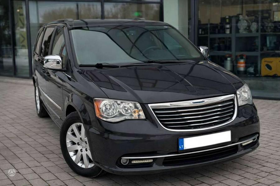 Brūns Chrysler town-&-country 2012 Klaipėda, ar dzinēja tilpumu 3.60 L un nobraukumu 225 tūkst. km par 7700 €, foto 1 vietnē AUTOMOTO.COM.LV