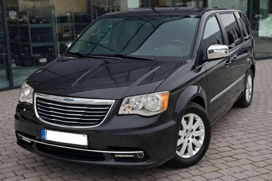 Brūns Chrysler town-&-country 2012 Klaipėda, ar dzinēja tilpumu 3.60 L un nobraukumu 225 tūkst. km par 7700 €, foto 4 vietnē AUTOMOTO.COM.LV