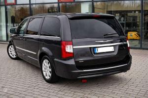 Brūns Chrysler town-&-country 2012 Klaipėda, ar dzinēja tilpumu 3.60 L un nobraukumu 225 tūkst. km par 7700 €, foto 5 vietnē AUTOMOTO.COM.LV