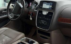 Brūns Chrysler town-&-country 2012 Klaipėda, ar dzinēja tilpumu 3.60 L un nobraukumu 225 tūkst. km par 7700 €, foto 18 vietnē AUTOMOTO.COM.LV