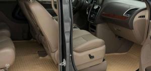 Brūns Chrysler town-&-country 2012 Klaipėda, ar dzinēja tilpumu 3.60 L un nobraukumu 225 tūkst. km par 7700 €, foto 30 vietnē AUTOMOTO.COM.LV