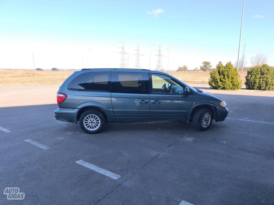 Zaļš Chrysler town-&-country 2005 Šauļi, ar dzinēja tilpumu 3.80 L un nobraukumu 198 tūkst. km par 950 €, foto 6 vietnē AUTOMOTO.COM.LV