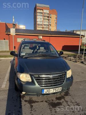 Zaļš Chrysler town-&-country 2006 Rīga, ar dzinēja tilpumu 3.30 L un nobraukumu 179 tūkst. km par 800 €, foto 3 vietnē AUTOMOTO.COM.LV