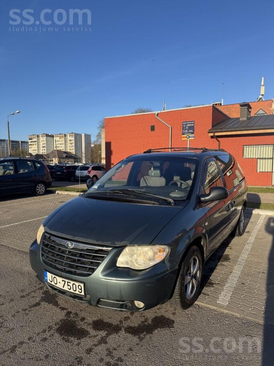 Zaļš Chrysler town-&-country 2006 Rīga, ar dzinēja tilpumu 3.30 L un nobraukumu 179 tūkst. km par 800 €, foto 4 vietnē AUTOMOTO.COM.LV