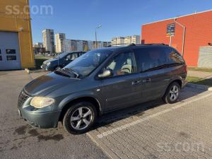 Zaļš Chrysler town-&-country 2006 Rīga, ar dzinēja tilpumu 3.30 L un nobraukumu 179 tūkst. km par 800 €, foto 5 vietnē AUTOMOTO.COM.LV