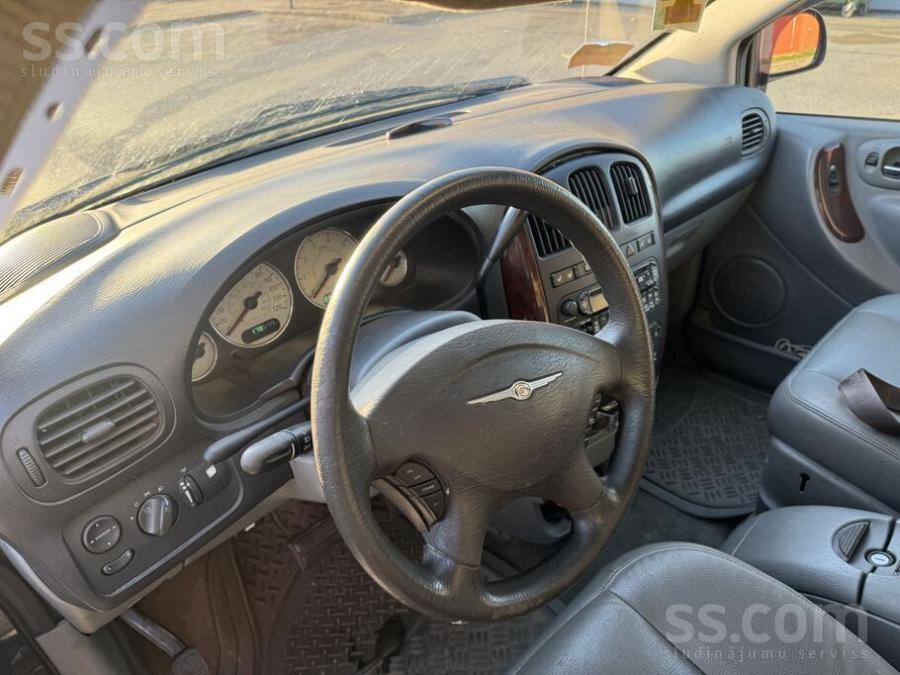 Zaļš Chrysler town-&-country 2006 Rīga, ar dzinēja tilpumu 3.30 L un nobraukumu 179 tūkst. km par 800 €, foto 13 vietnē AUTOMOTO.COM.LV