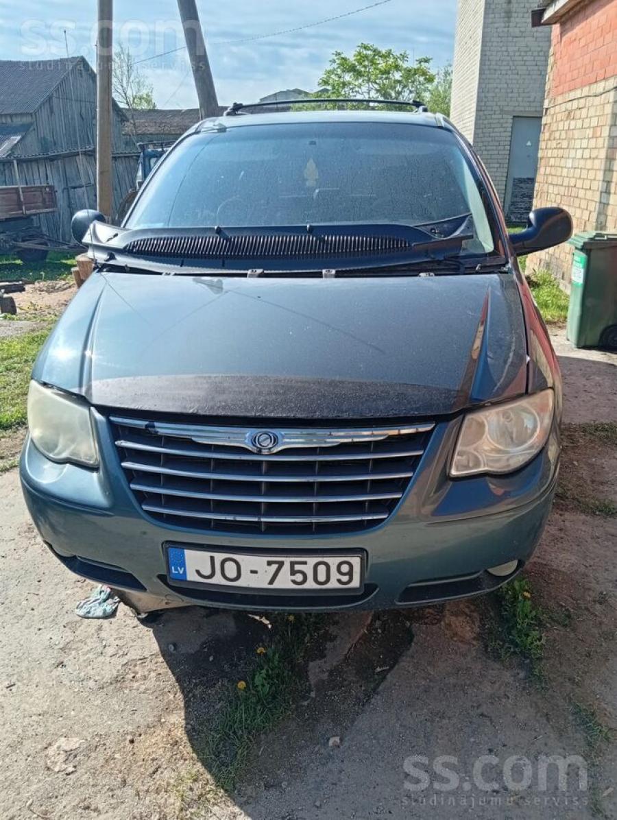 Zaļš Chrysler town-&-country 2006 Rīga, ar dzinēja tilpumu 3.30 L un nobraukumu 285 tūkst. km par 800 €, foto 1 vietnē AUTOMOTO.COM.LV