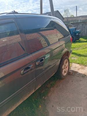 Zaļš Chrysler town-&-country 2006 Rīga, ar dzinēja tilpumu 3.30 L un nobraukumu 285 tūkst. km par 800 €, foto 4 vietnē AUTOMOTO.COM.LV