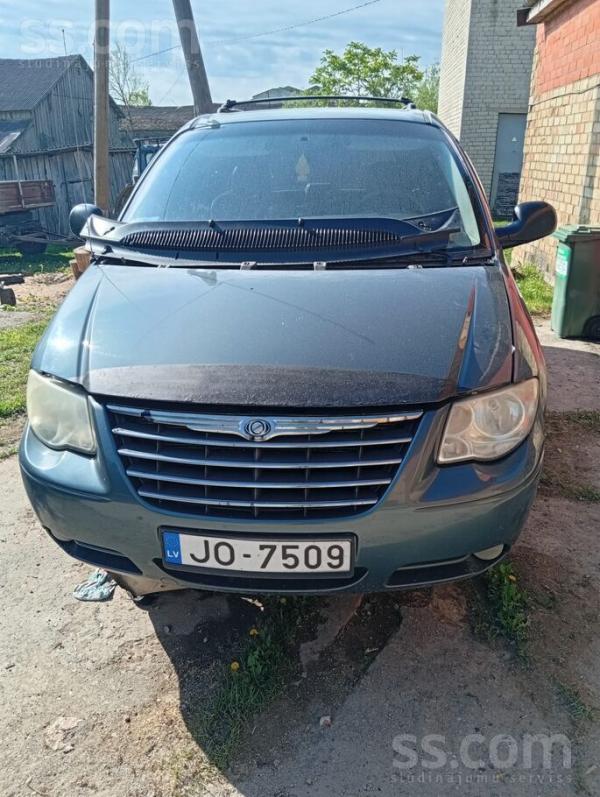 Zaļš Chrysler town-&-country 2006 Rīga, ar dzinēja tilpumu 3.30 L un nobraukumu 285 tūkst. km par 500 €, foto 1 vietnē AUTOMOTO.COM.LV