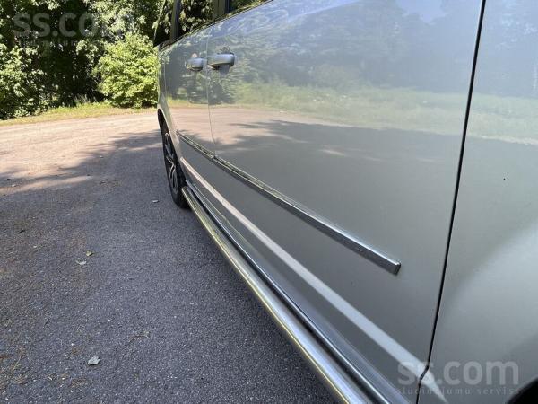 Grey Chrysler town-&-country 2009 in Riga, with an engine capacity of 3.80 L and mileage of 194 thousand km for 3850 €, photo 10 on AUTOMOTO.COM.LV