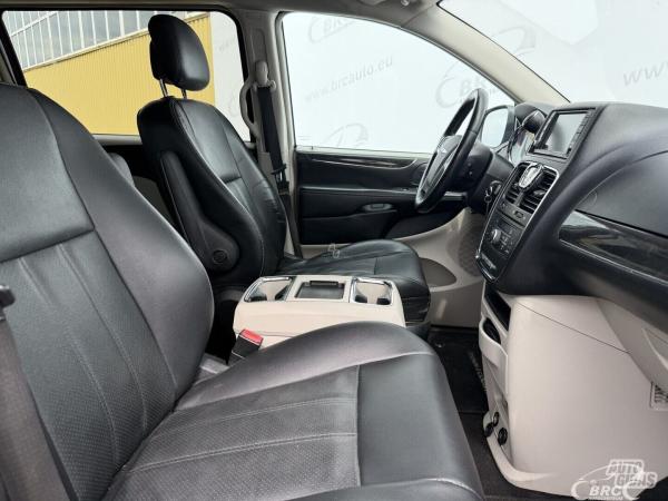 Серый Крайслер Таун Кантри 2012 в Авиженяй, объемом двигателя 3.60 л и пробегом 271 тыс. км за 5900 €, фото 9 на AUTOMOTO.COM.LV