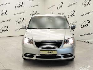 Pelēks Chrysler town-&-country 2012 Viļņa, ar dzinēja tilpumu 3.60 L un nobraukumu 374 tūkst. km par 4900 €, foto 5 vietnē AUTOMOTO.COM.LV