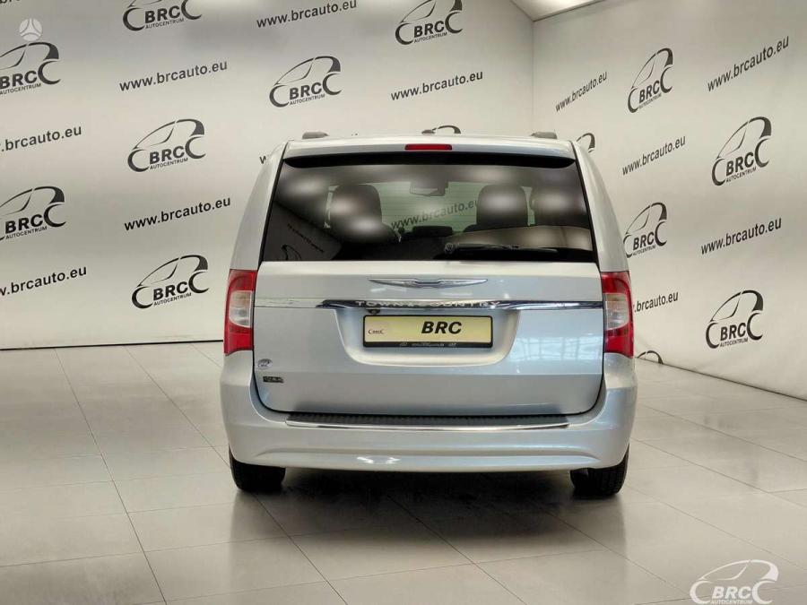 Pelēks Chrysler town-&-country 2012 Viļņa, ar dzinēja tilpumu 3.60 L un nobraukumu 374 tūkst. km par 4900 €, foto 8 vietnē AUTOMOTO.COM.LV