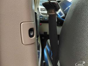 Pelēks Chrysler town-&-country 2012 Viļņa, ar dzinēja tilpumu 3.60 L un nobraukumu 374 tūkst. km par 4900 €, foto 28 vietnē AUTOMOTO.COM.LV
