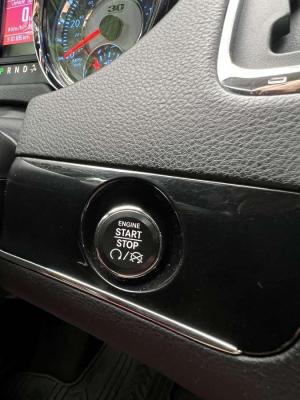 Pelēks Chrysler town-&-country 2014 Viļņa, ar dzinēja tilpumu 3.60 L un nobraukumu 298 tūkst. km par 6499 €, foto 31 vietnē AUTOMOTO.COM.LV