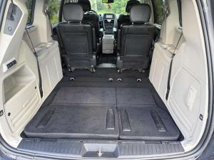 Pelēks Chrysler town-&-country 2014 Viļņa, ar dzinēja tilpumu 3.60 L un nobraukumu 257 tūkst. km par 7900 €, foto 18 vietnē AUTOMOTO.COM.LV