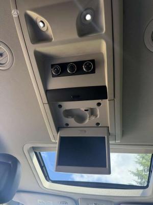 Pelēks Chrysler town-&-country 2014 Viļņa, ar dzinēja tilpumu 3.60 L un nobraukumu 257 tūkst. km par 7900 €, foto 20 vietnē AUTOMOTO.COM.LV