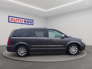 Grey Chrysler town-&-country 2015 in Kaunas, with an engine capacity of 3.60 L and mileage of 385 thousand km for 7899 €, photo 6 on AUTOMOTO.COM.LV